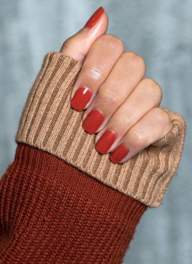 12 Stunning Fall Nail Color Ideas, From Demure To Bold (2025) – Style ...